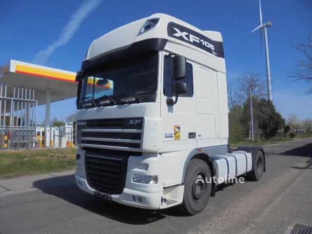 DAF XF 105.460 SUPERSPACE tegljač