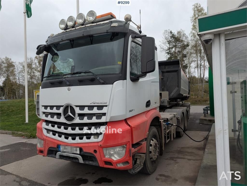 Mercedes-Benz Arocs tegljač