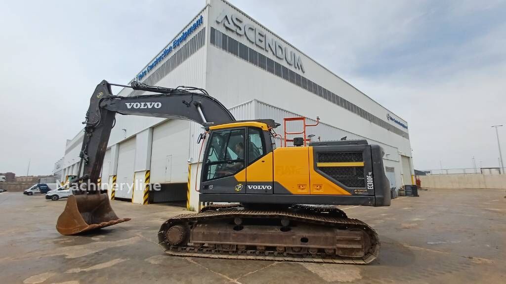 Volvo EC300ENL bager guseničar