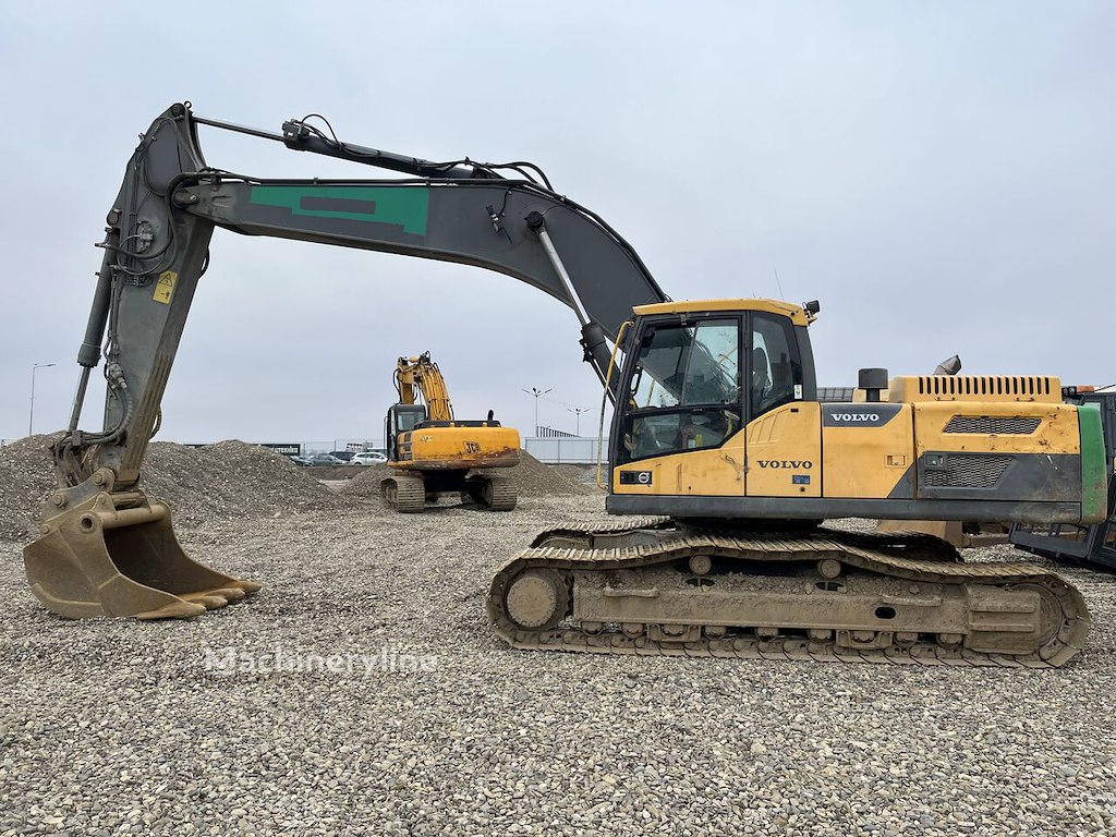 Volvo EC300DL bager guseničar