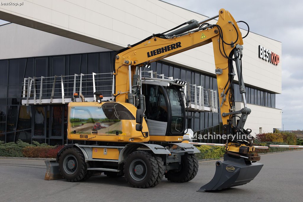 Liebherr A918 Compact bager točkaš