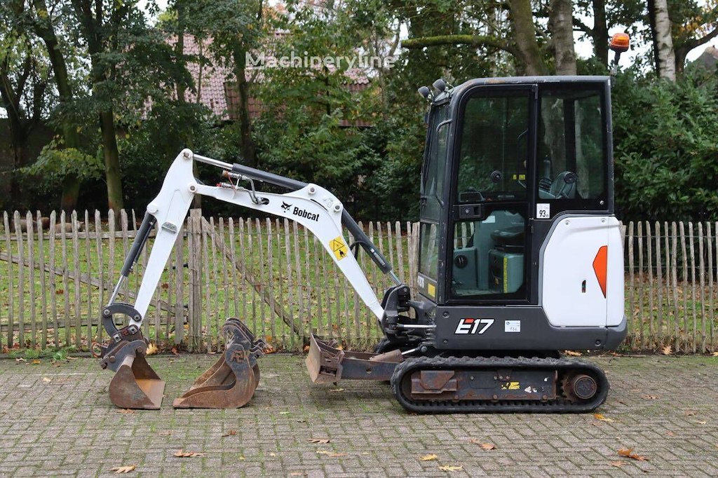 Prodaje se Bobcat E17 mini bager na aukciji