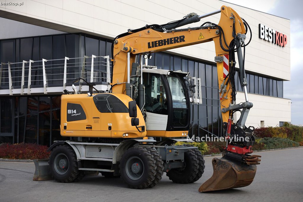 Liebherr A914 Compact bager točkaš