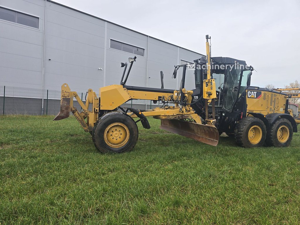 Caterpillar 120 AWD grejder