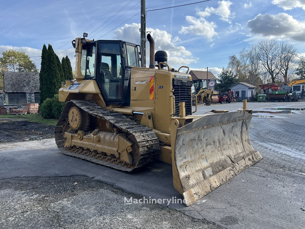 Caterpillar D6N XL buldožer