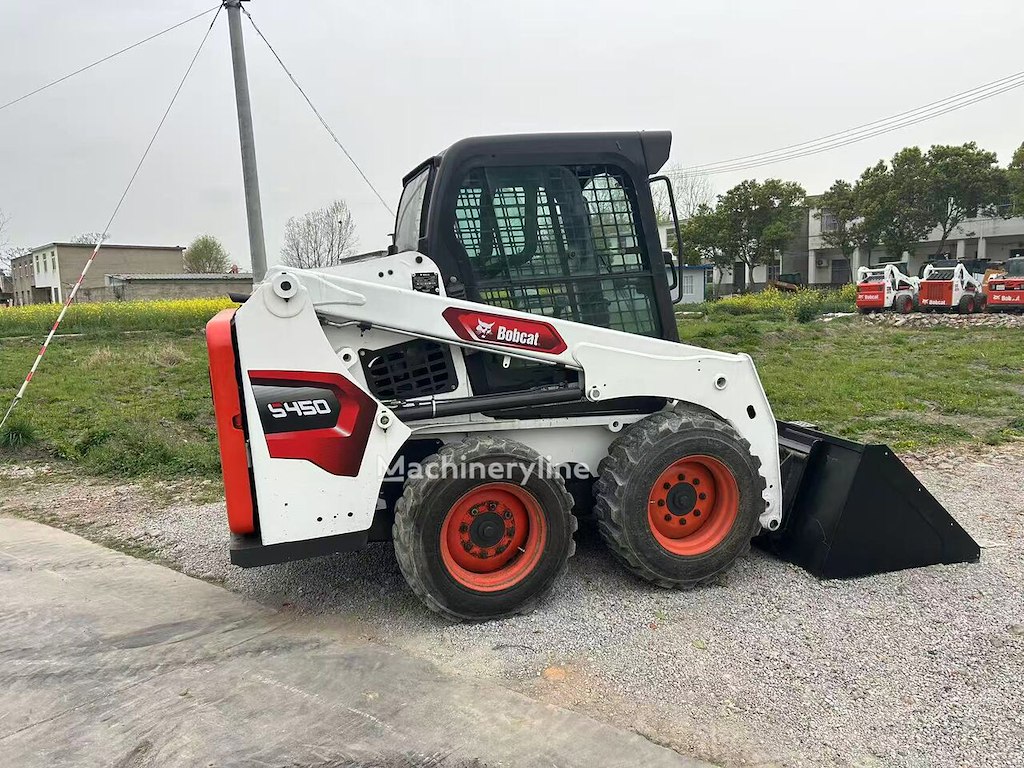 Bobcat S450 mini utovarivač