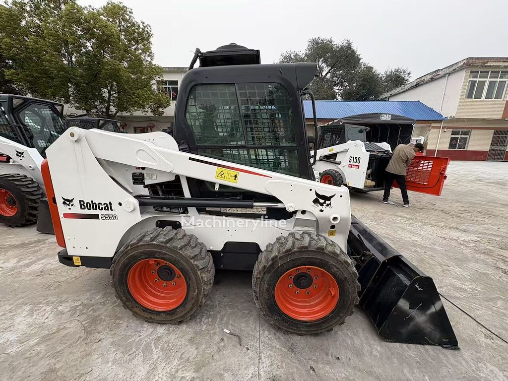 Bobcat S550 mini utovarivač