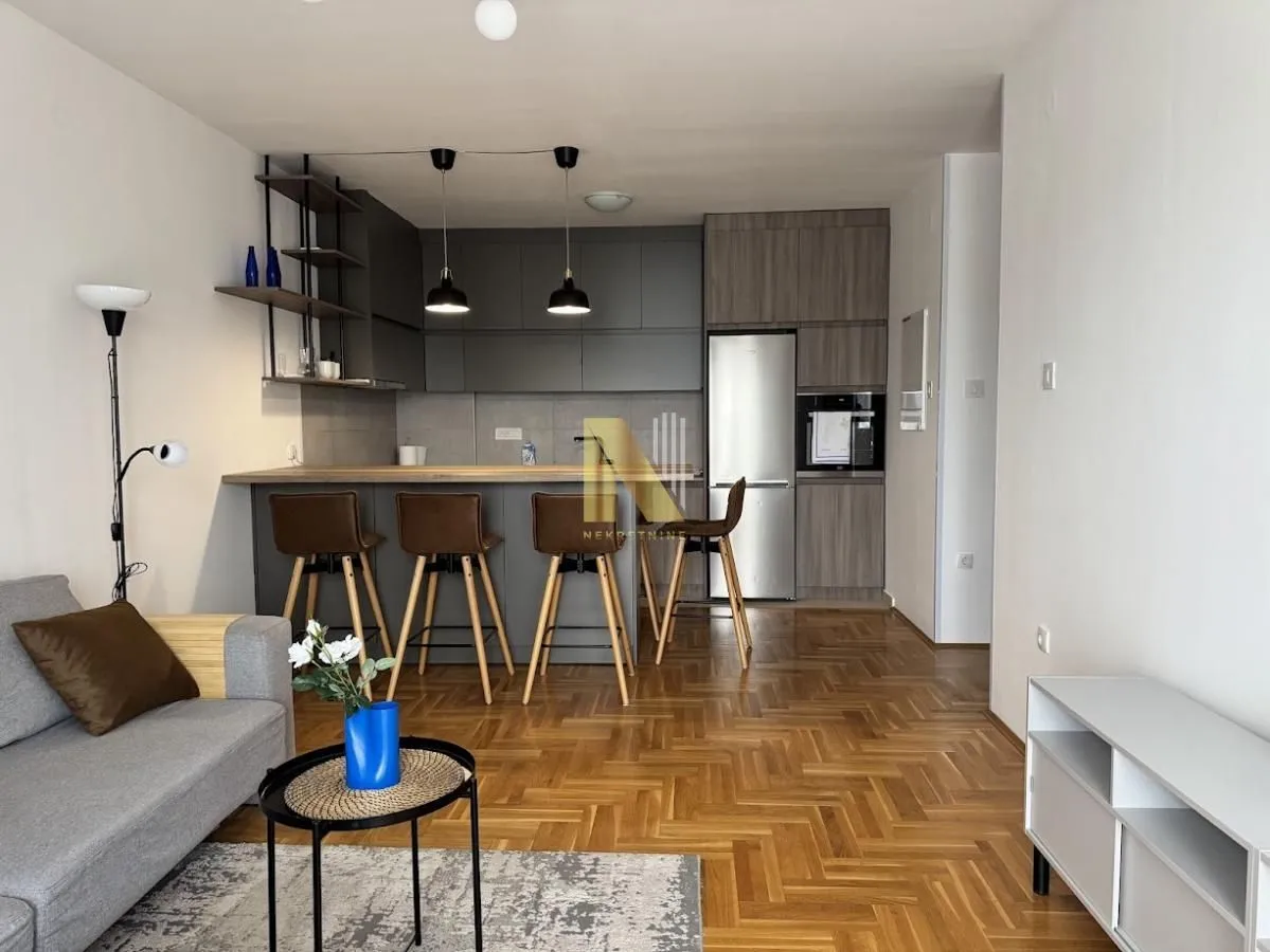 Izdavanje, četvorosoban stan, 78m², Telep, Novi Sad Sve Podlokacije