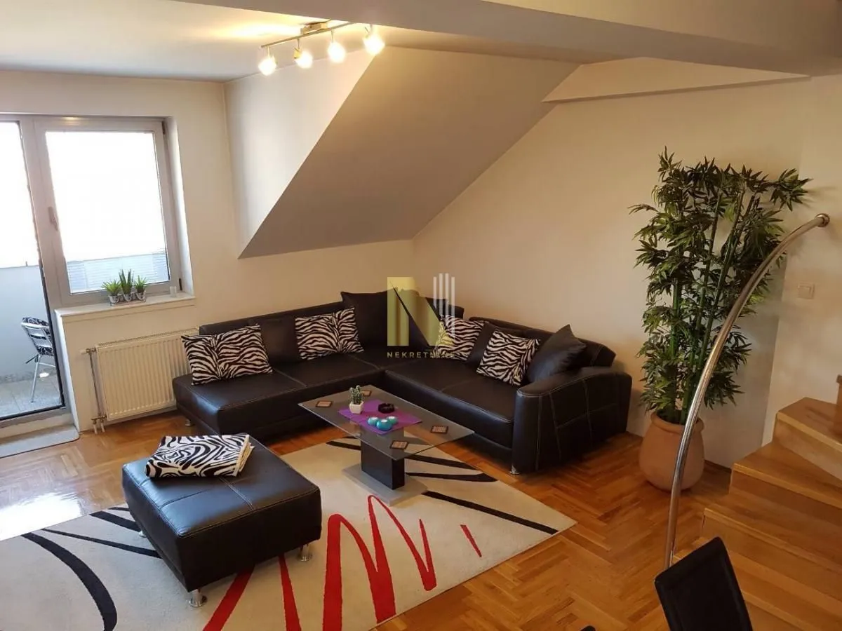 Izdavanje, dvosoban stan, 51m², Centar, Novi Sad