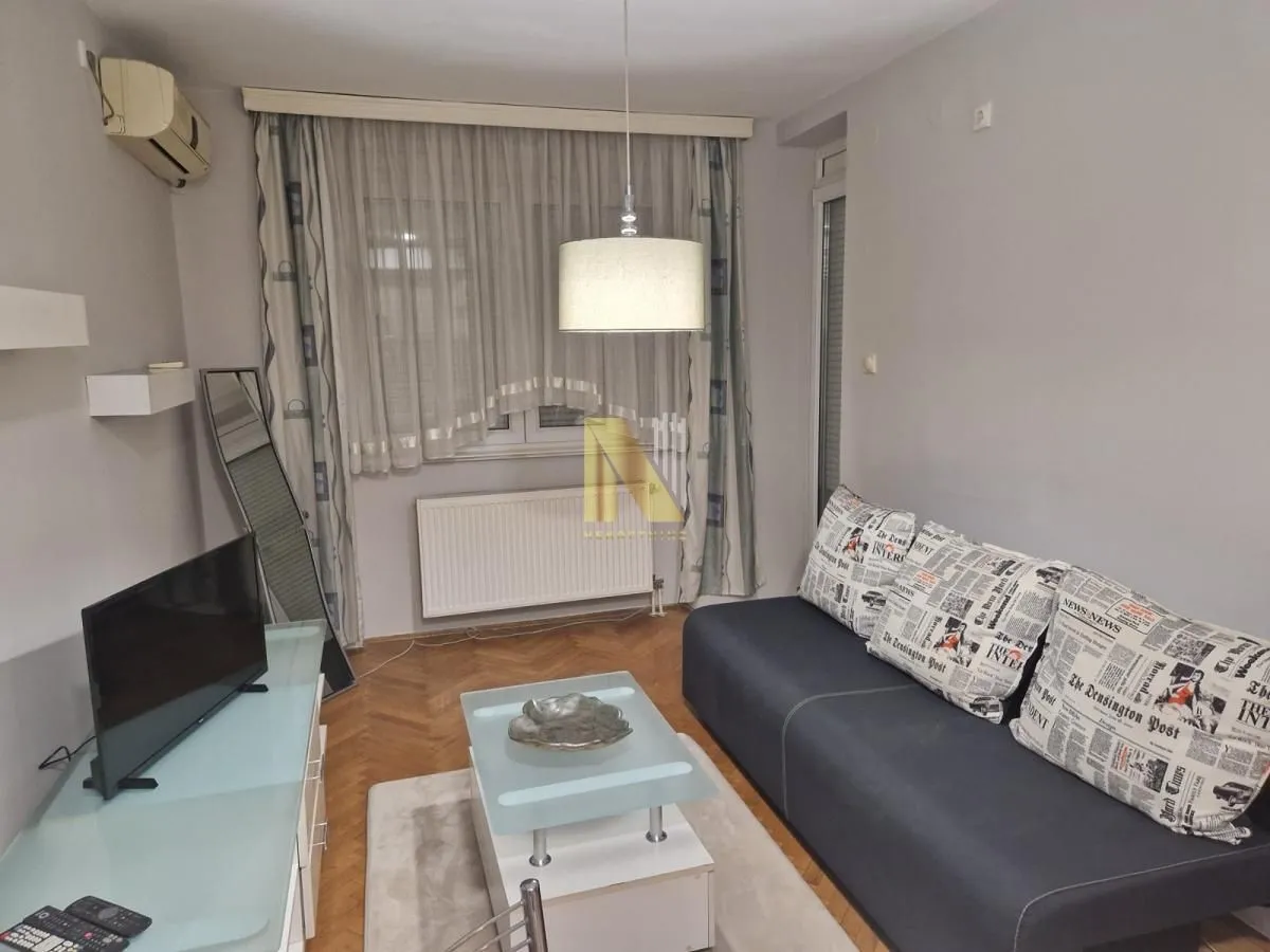 Izdavanje, jednosoban stan, 34m², Grbavica, Novi Sad Sve Podlokacije