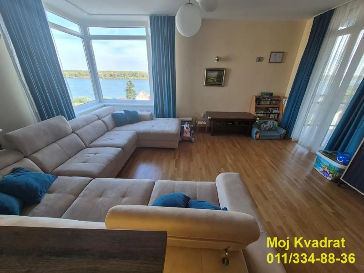 Prodaja, četvorosoban stan, 92m², Novi Banovci, Stara Pazova