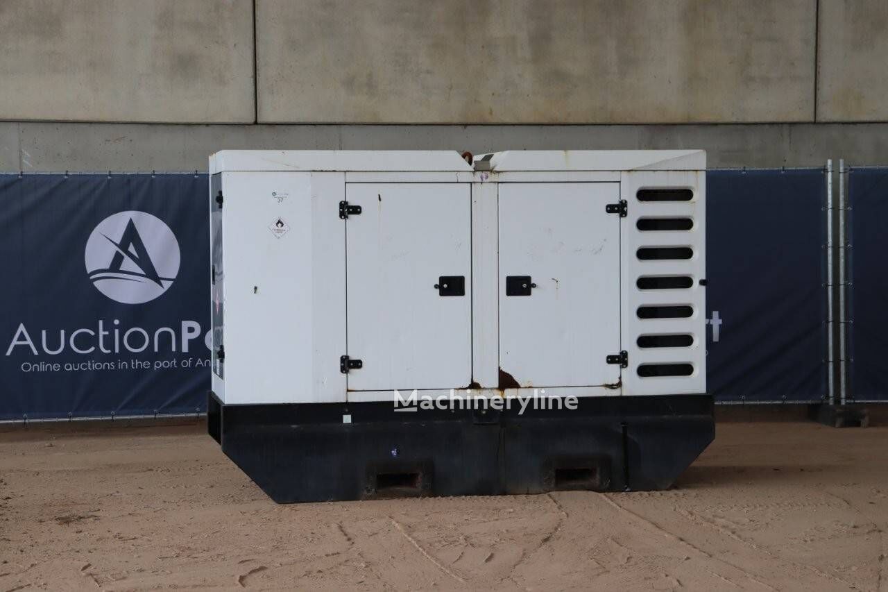 Prodaje se SDMO R110-C31 diesel generator na aukciji