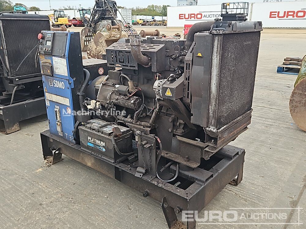 Prodaje se SDMO Generator, 4 Cylinder Engine drugi generator na aukciji