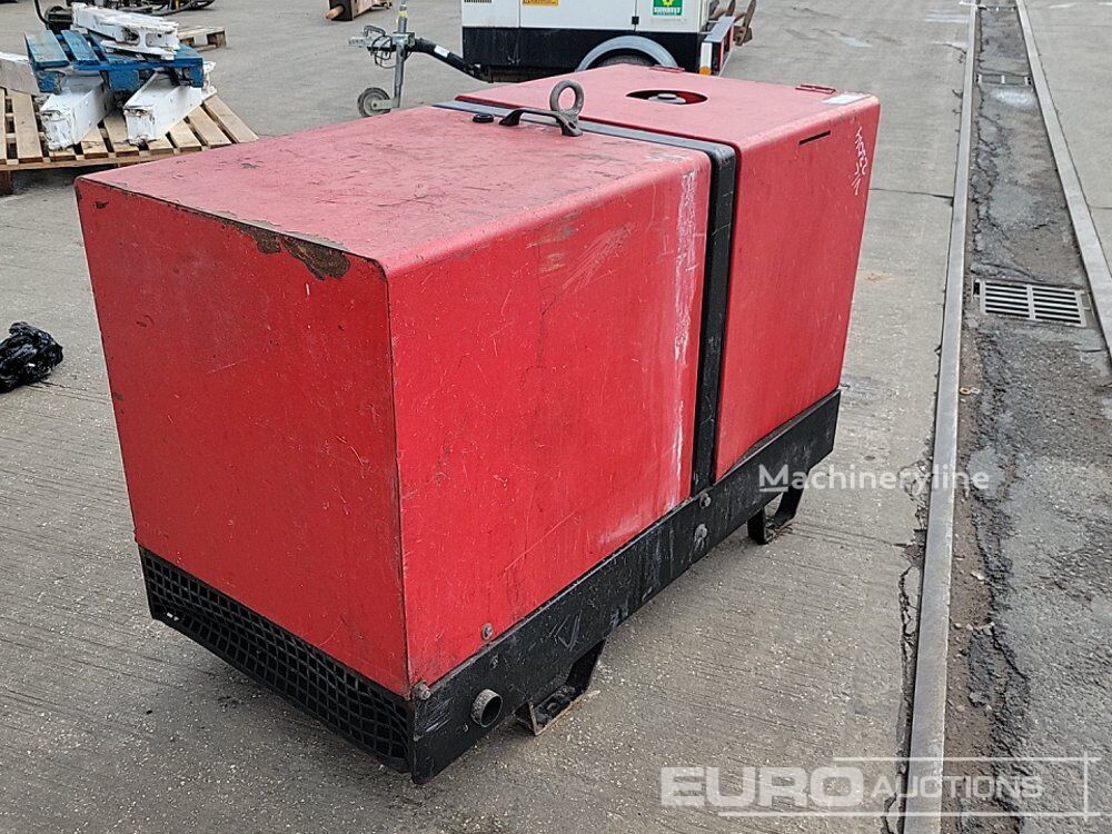 Prodaje se Pramac P11000 drugi generator na aukciji