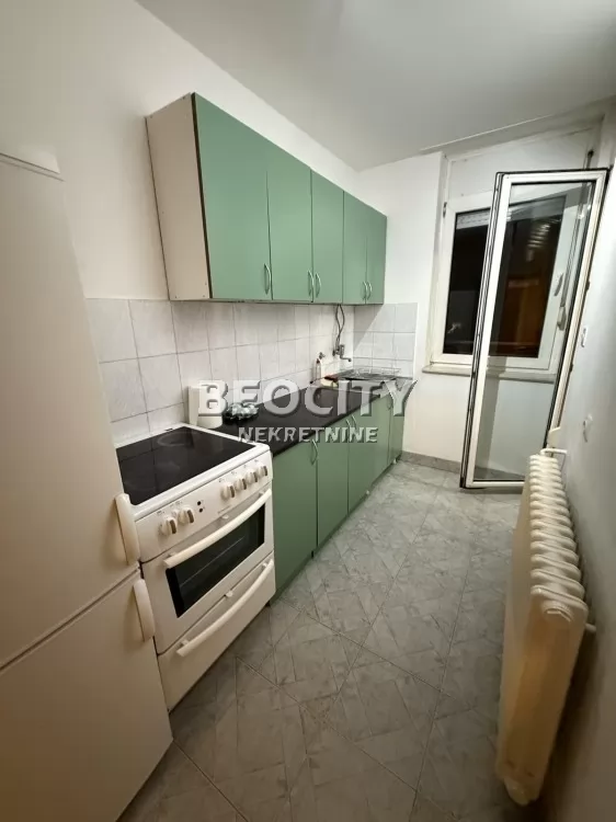 Dvosoban stan, 64 m2, Podbara, Milovana Glišića ID: 124885