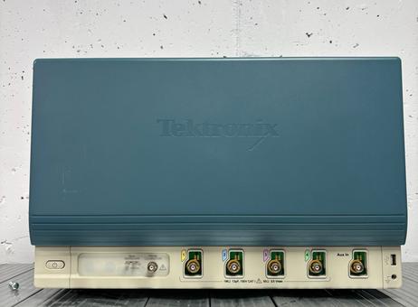Mašina za merenje Tektronix DPO7054C