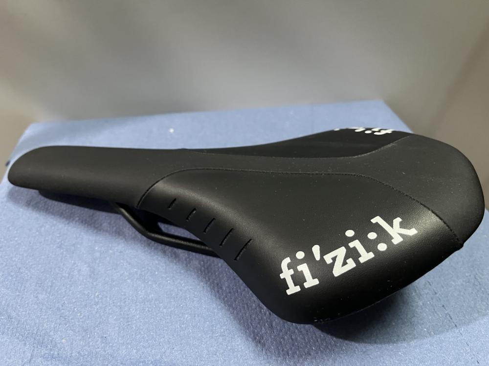 Fizik antares 140mm sediste za drum ili mtb