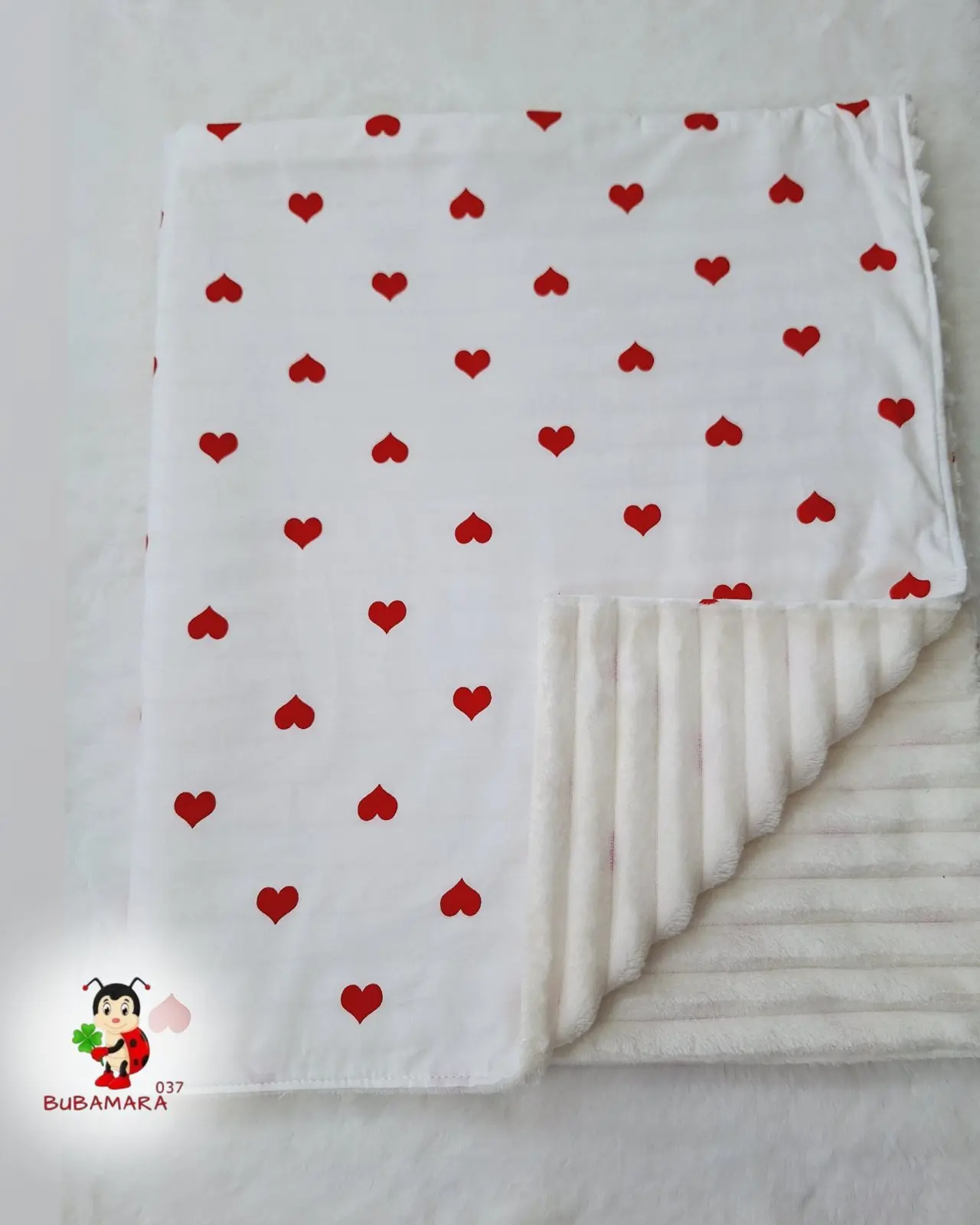 Bubamara037 Pokrivač za bebe Srca, Beli
