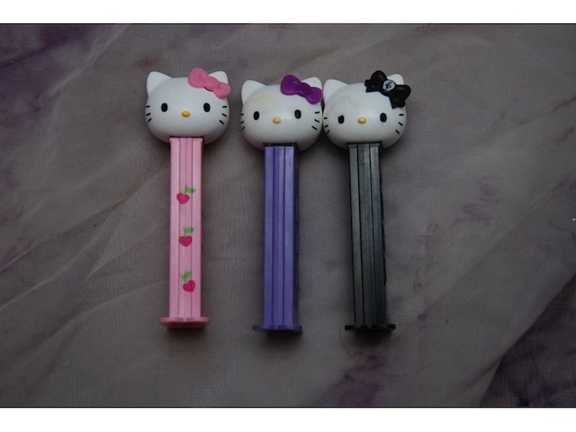 PEZ figurice - 3 kom.