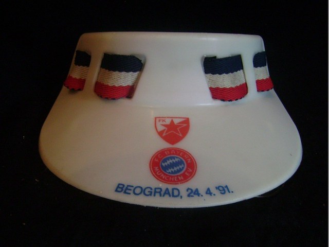 Zvezda Bajern 1991 stitnik