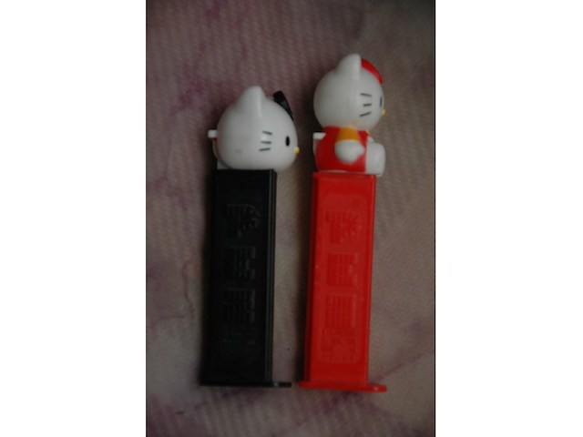 PEZ  FIGURICE - Hello kitty - 2 kom.