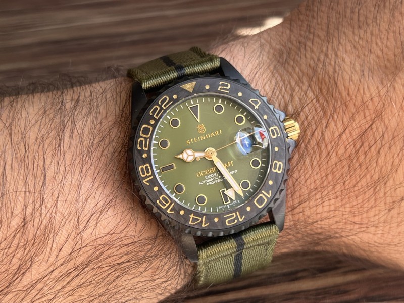 Steinhart Ocean 39 GMT black MILITARY khaki limited 200