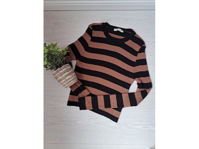 Kao nov Waikiki dzemper