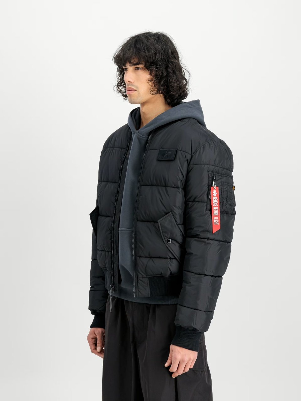 ALPHA INDUSTRIES MA1 PUFFER JAKNA
