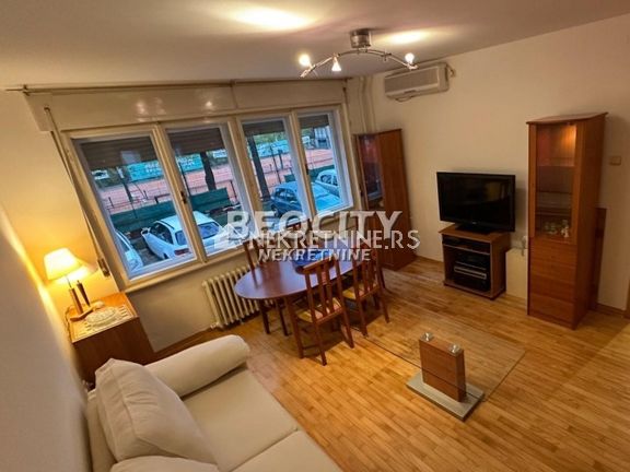 Novi Sad, Centar, Pionirska, 2.0, 60m2, 550EUR