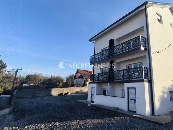 NOVOGRADNJA, 37M2+PARKING MESTO, UKNJIŽEN