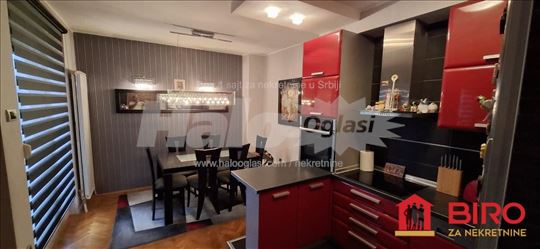 Stan,Novi Sad,Bulevar,kv: 70.00, € 175100, ID: 101