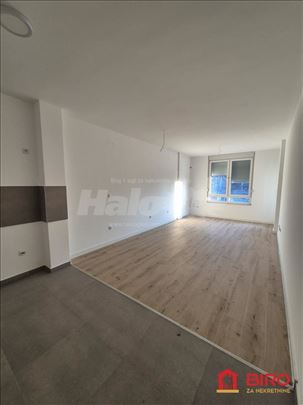 Stan,Novi Sad,Salajka,kv: 86.00, € 186000, ID: 100