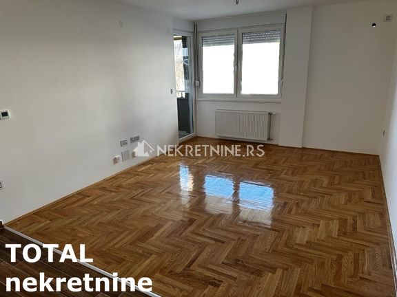 Dvoiposoban stan NOVI SAD, 126500€