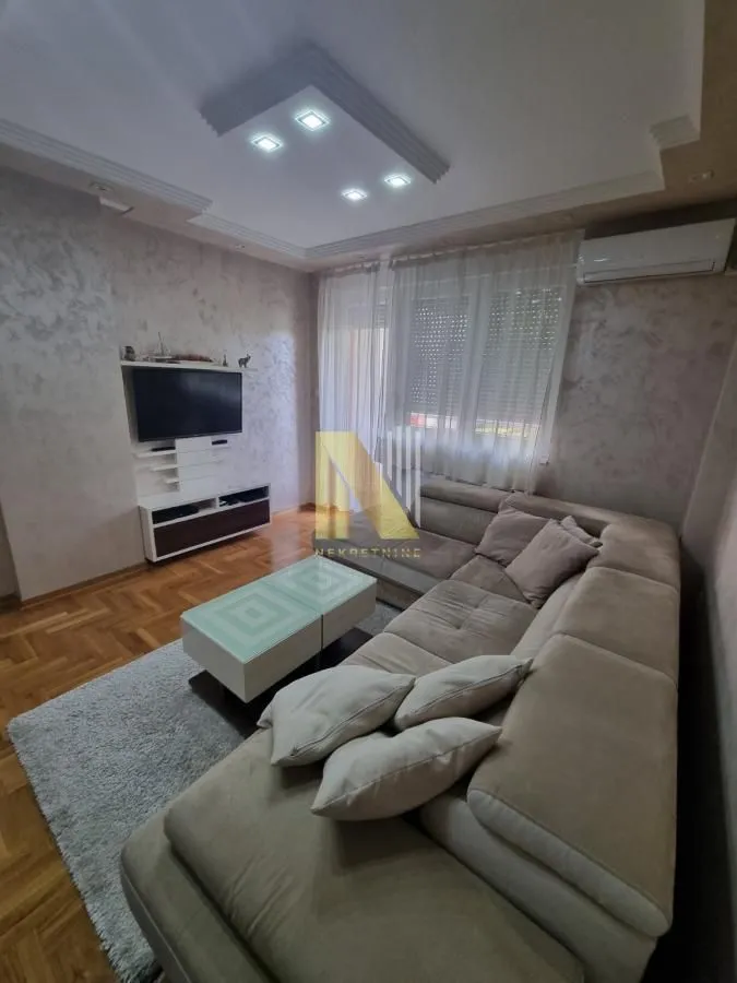 Prodaja, trosoban stan, 59m², Bulevar Evrope, Novi Sad Sve Podlokacije