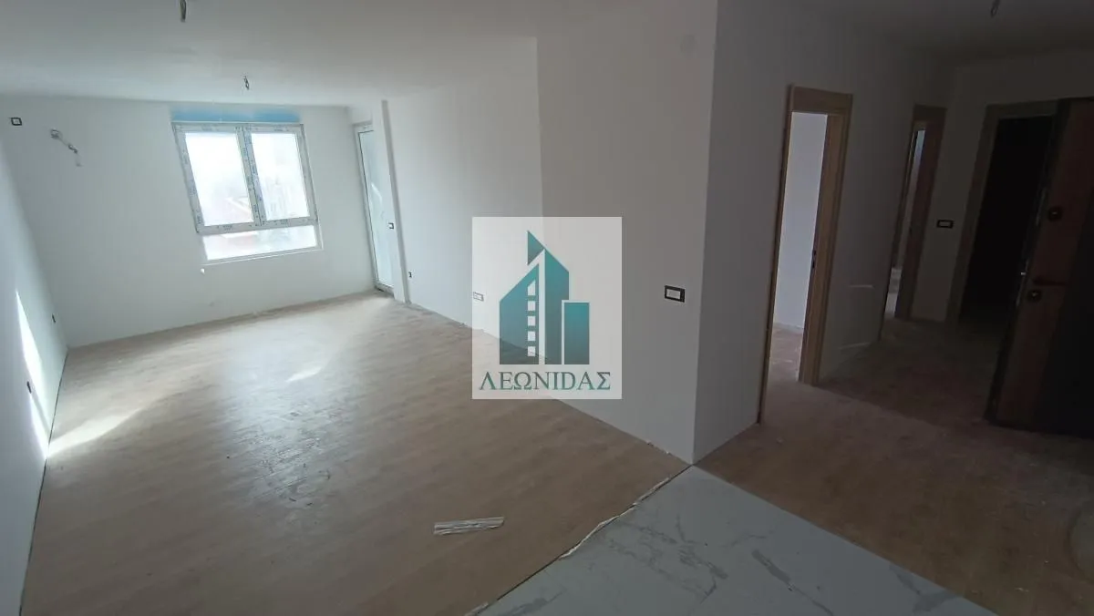 Prodaja, četvorosoban stan, 90m², Medijana, Niš