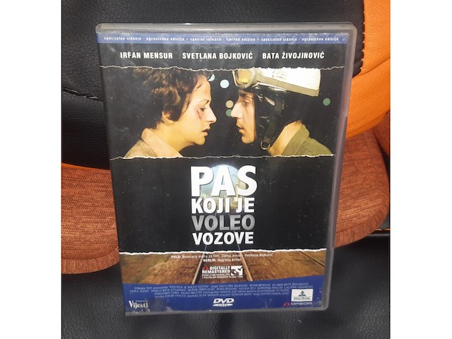 PAS KOJI JE VOLEO VOZOVE    //// DVD