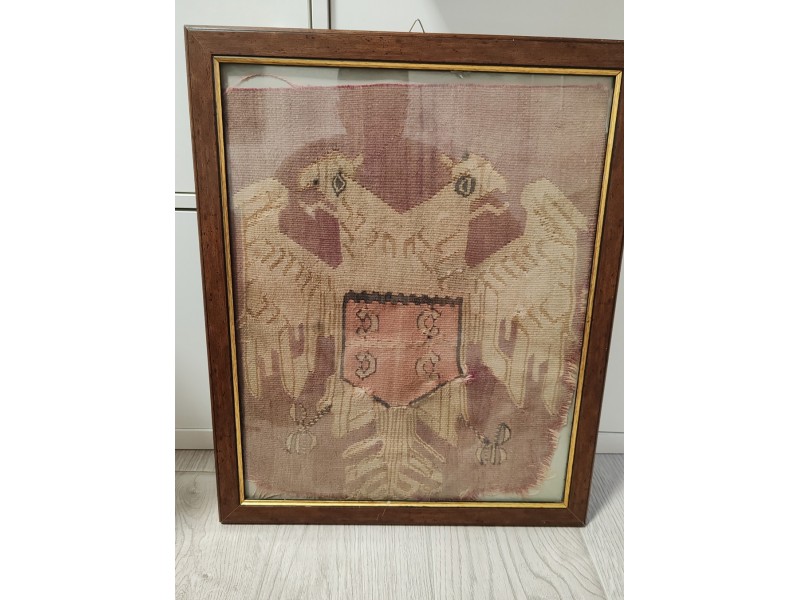 KRALJEVINA SRBIJA DEO TKANJA U RAMU 57X45CM