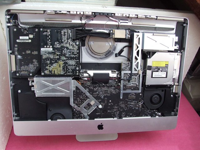 iMac Intel 27.5` A1312 EMC 2390 za delove