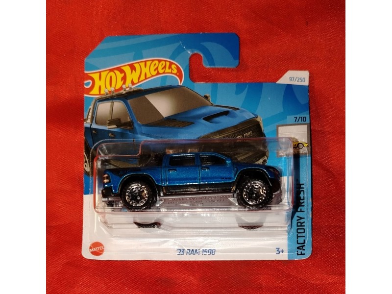 Hot Wheels metalni automobil