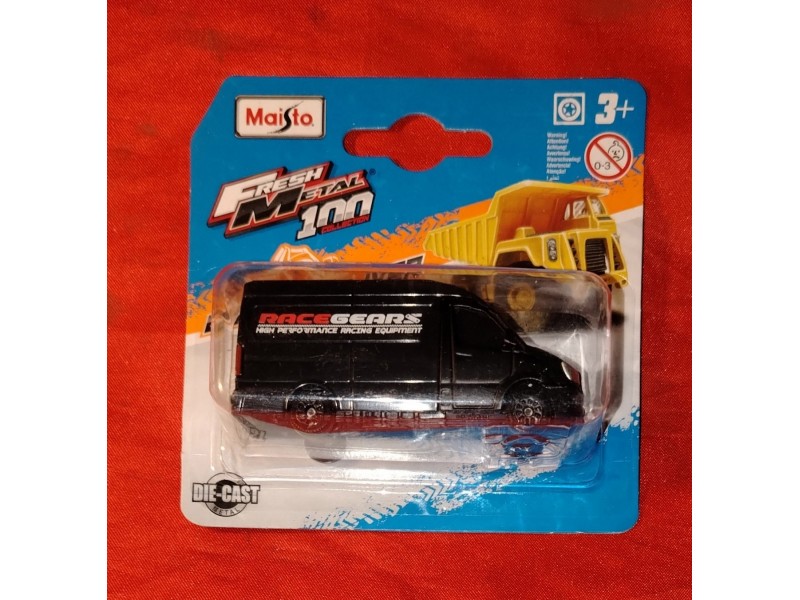 MATCHBOX metalni automobil