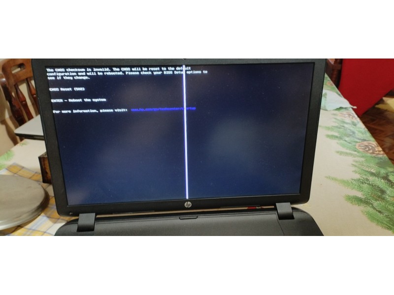 HP 17 AMD A8 - 7050 17,3 LED