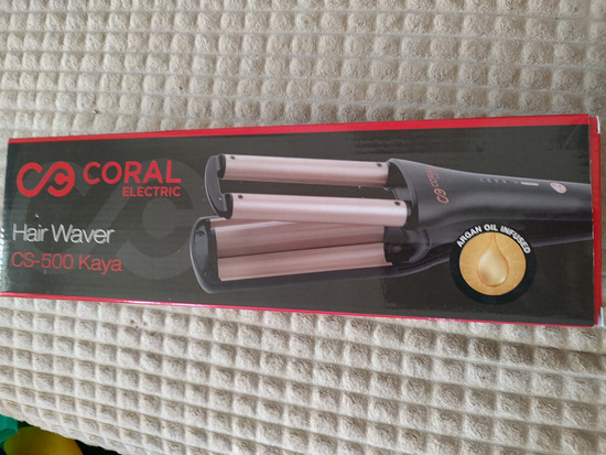 Coral stajler za kosu nov snizeno *** 1300***