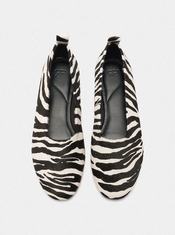 LEATHER PRINTED BALLET FLATS WITH ANIMAL PRINT
