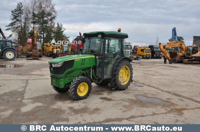 John Deere 5085 traktor točkaš