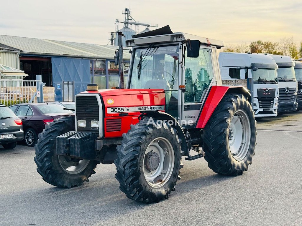 Massey Ferguson 3085 E traktor točkaš