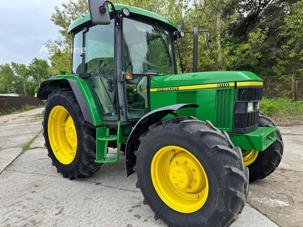 John Deere 6110 traktor točkaš