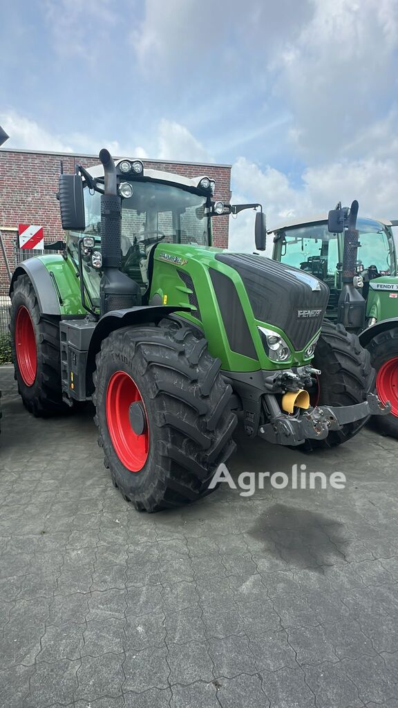 Fendt 828 Vario S4 ProfiPlus traktor točkaš