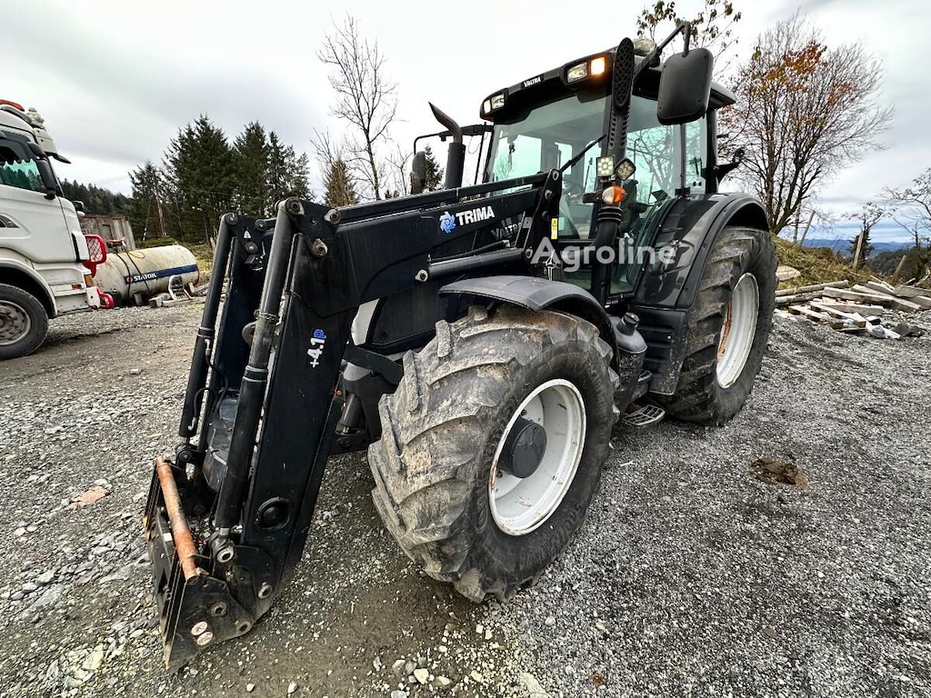 Prodaje se Valtra N163 Direct m/Trima frontlaster, 6080 timer traktor točkaš na aukciji
