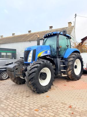 New Holland T8030 traktor točkaš