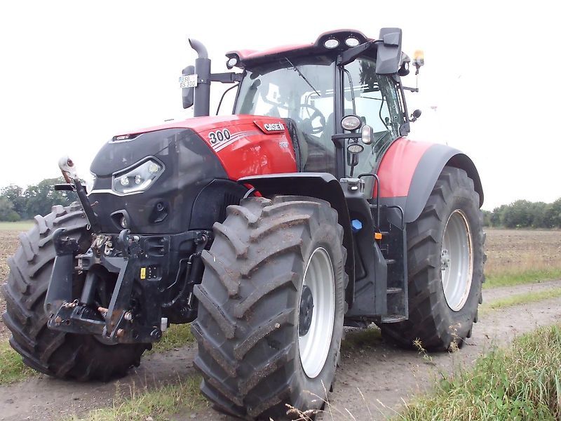 Case IH Optum 300 traktor točkaš